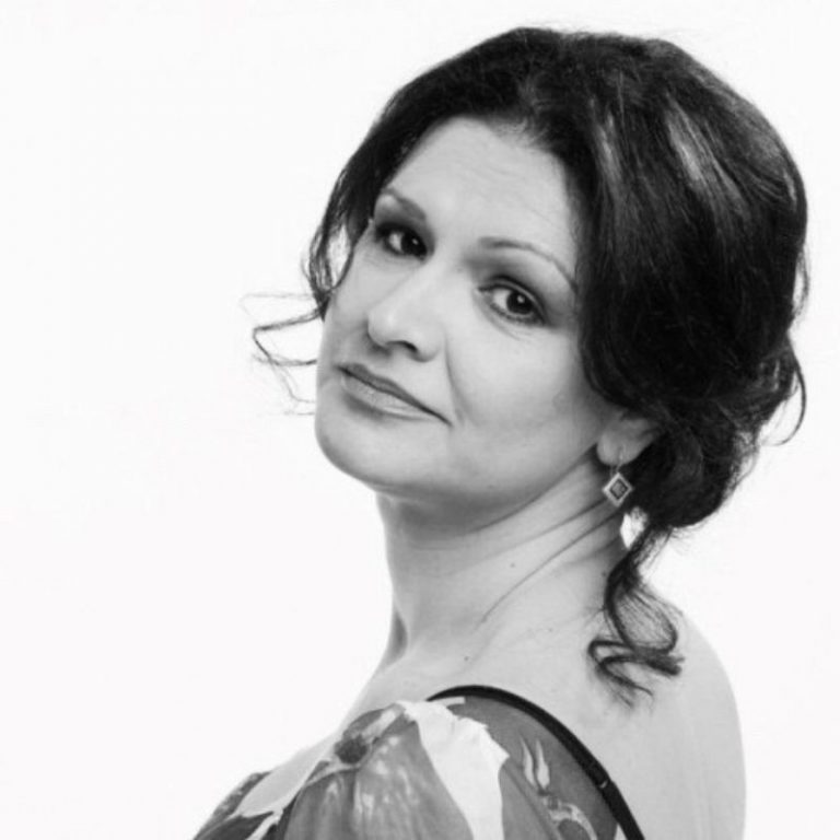 Maria Buză - Teatrul Elisabeta